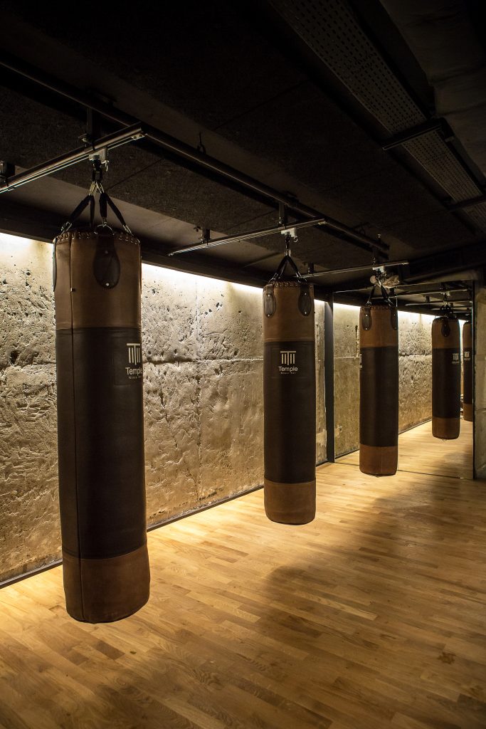 Club de boxe chic à Paris 17 | Cours de boxe | 75017 Paris Club de boxe chic à Paris 17 | Cours de boxe | 75017 Paris